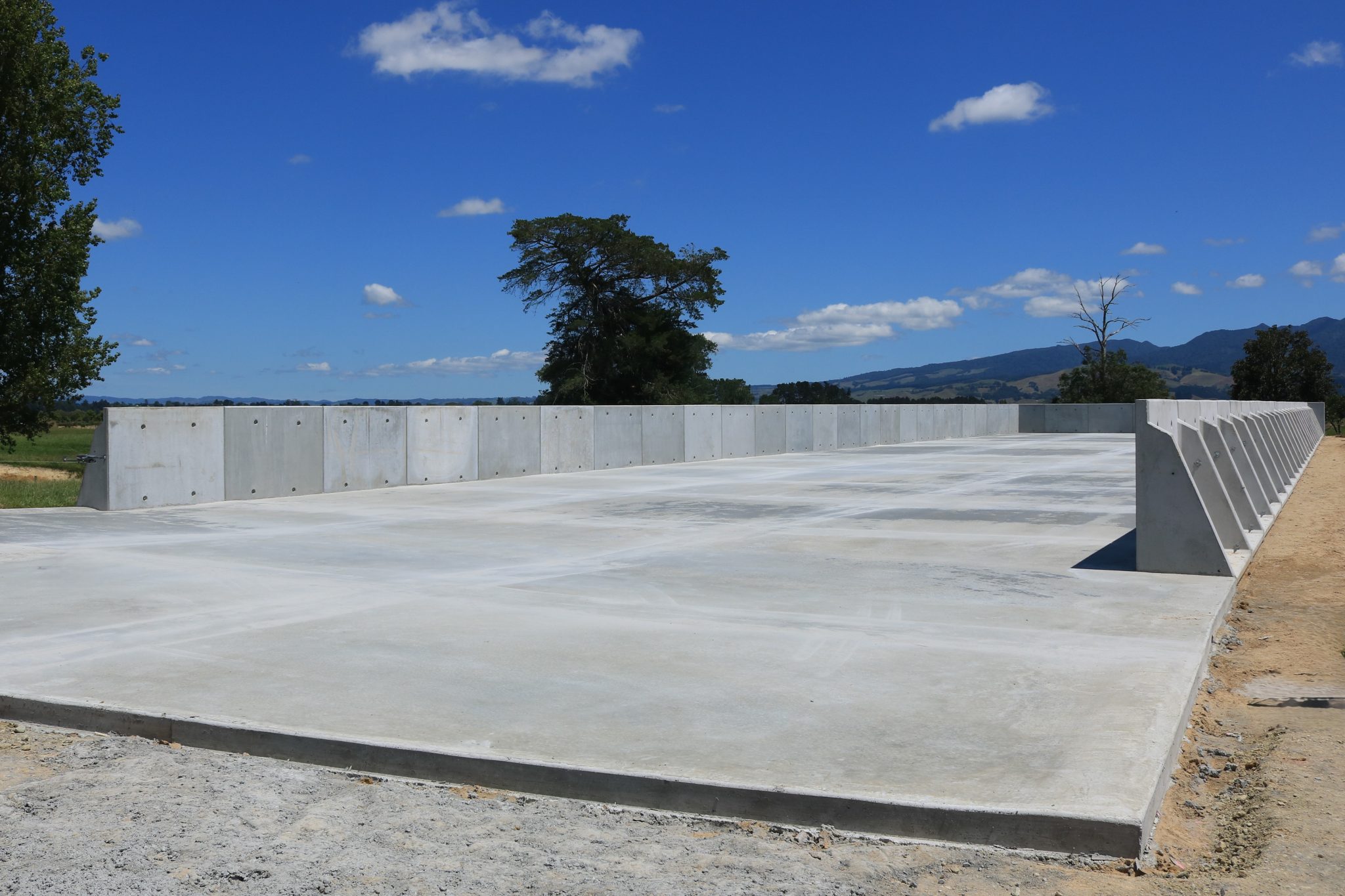 Storage Bunkers & Walls – Bowers & Son Ltd